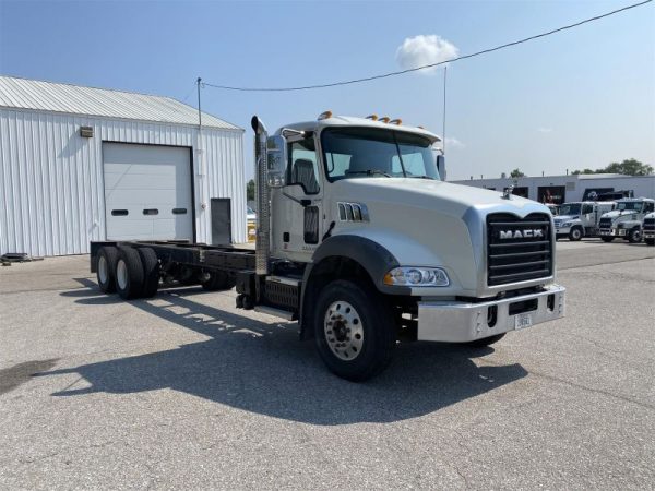2017 MACK GRANITE GU533 C011370 - RDO Truck Centers