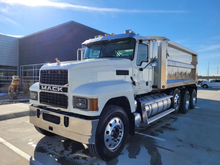 2021 MACK PINNACLE 64R C007834 - RDO Truck Centers