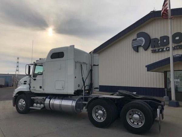 2013 MACK PINNACLE CXU613 U033497 - RDO Truck Centers