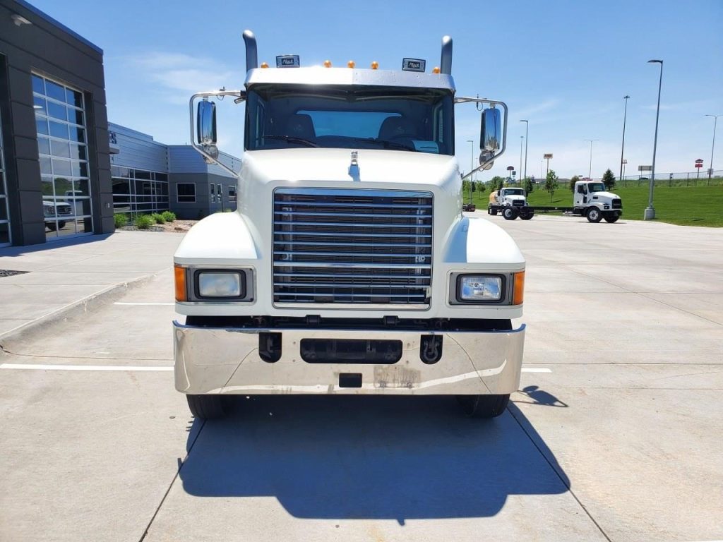 2016 MACK PINNACLE CHU613 C022356 - RDO Truck Centers