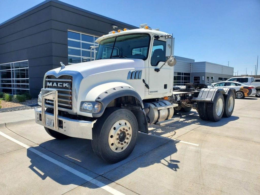 2007 MACK GRANITE CTP713 C004727 - RDO Truck Centers