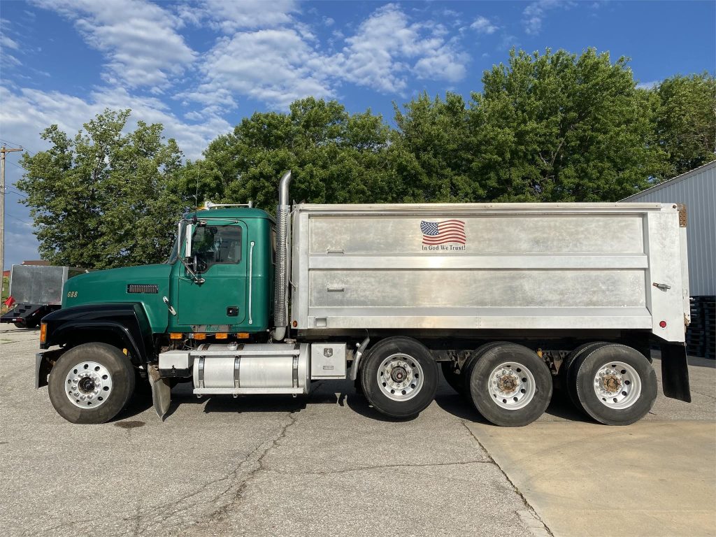2009 MACK PINNACLE CHU613 C003762 - RDO Truck Centers