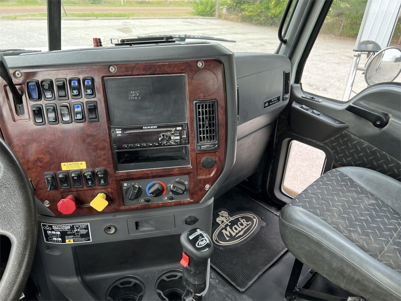 2016 MACK PINNACLE CHU613 C021416 - RDO Truck Centers