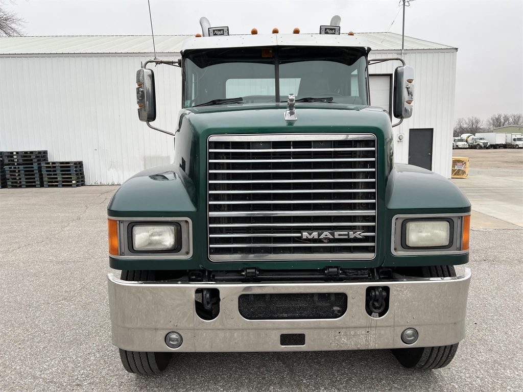 2016 MACK PINNACLE CHU613 U023007 - RDO Truck Centers