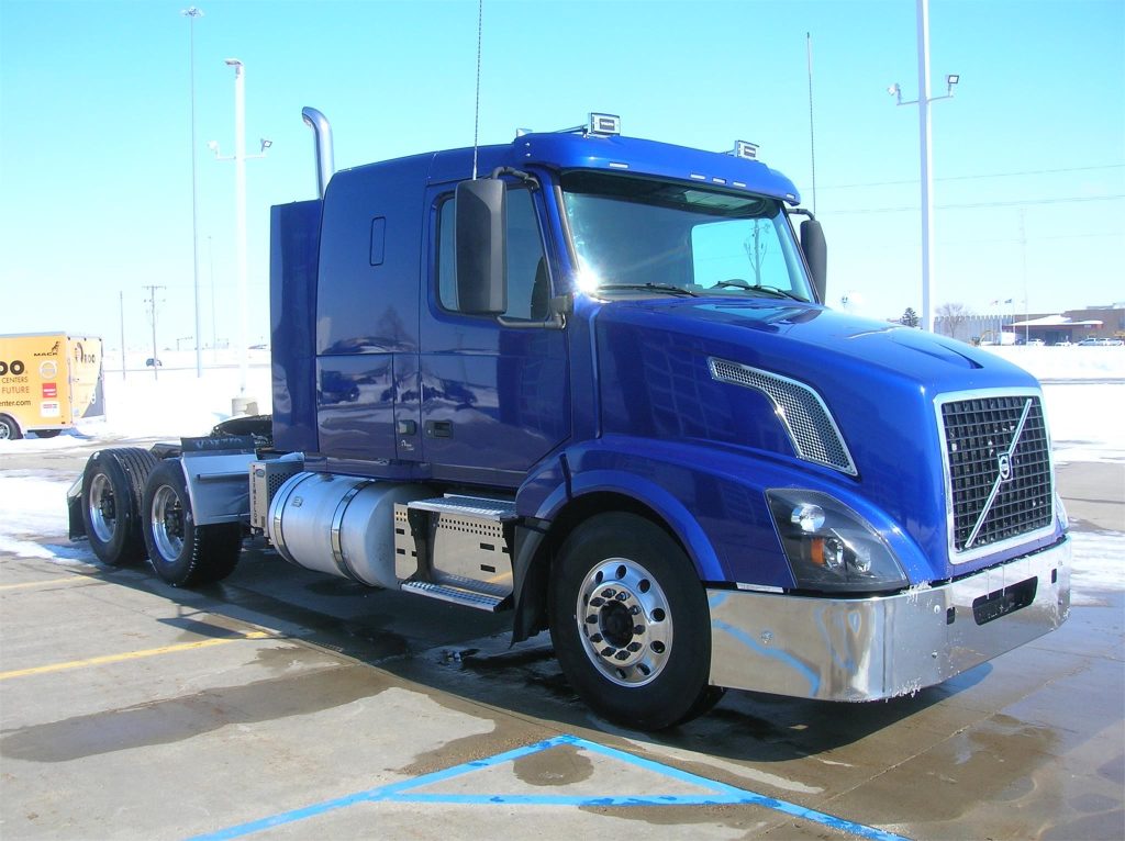 2018 VOLVO VNL64T430 U888270 - RDO Truck Centers