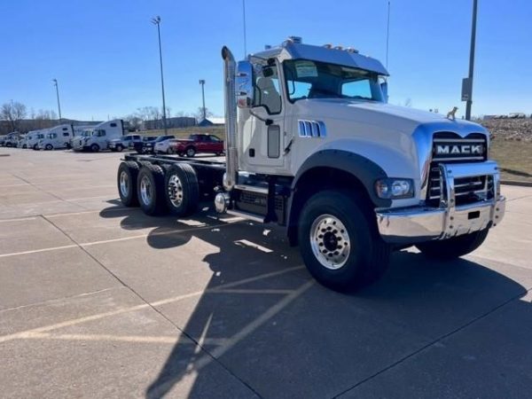 2024 MACK GRANITE 84FR N004019 - RDO Truck Centers