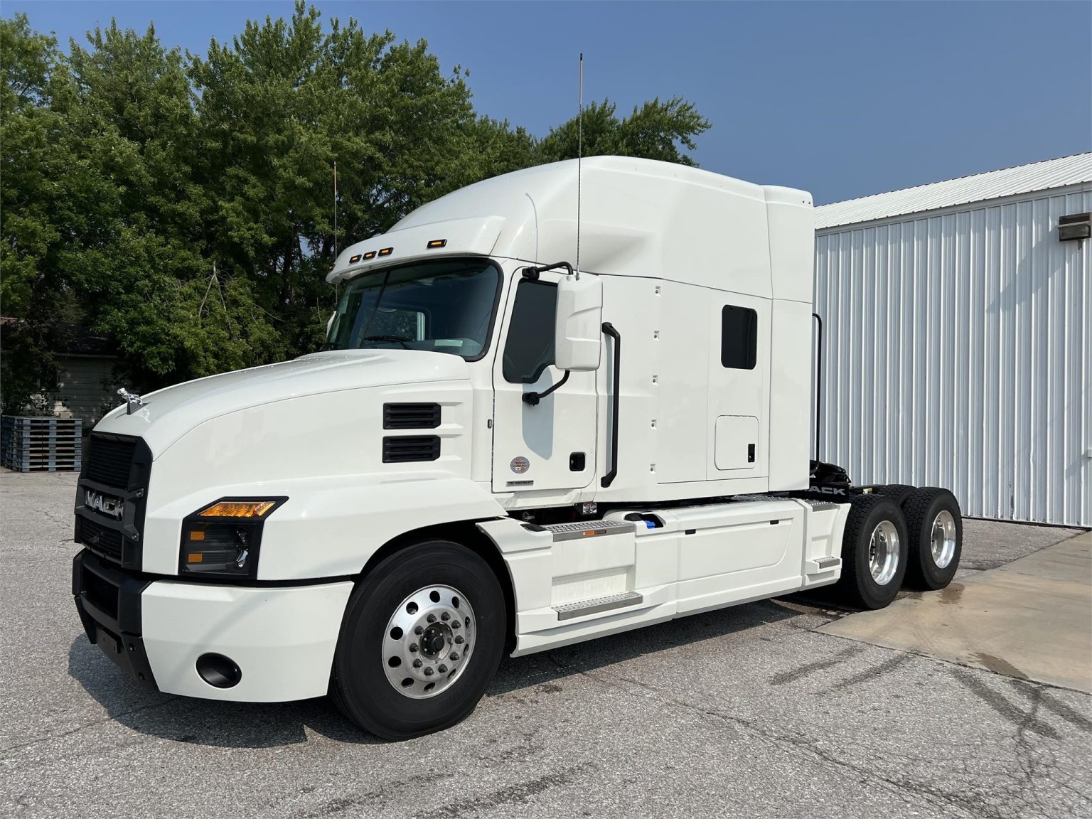 2024 MACK ANTHEM 64T - RDO Truck Centers