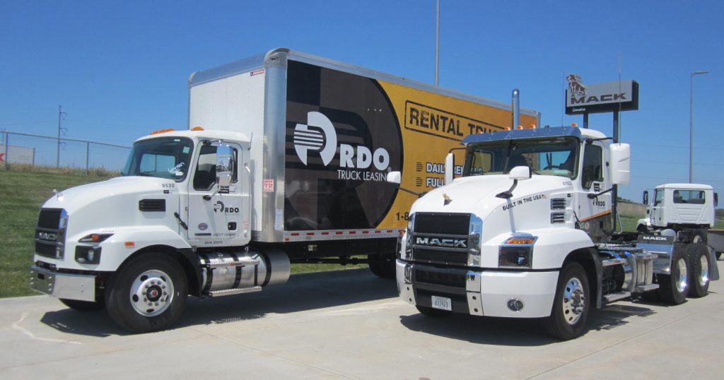 Commercial Box Truck Rentals | RDO Truck Centers