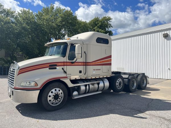 2004 MACK VISION CX613 - RDO Truck Centers