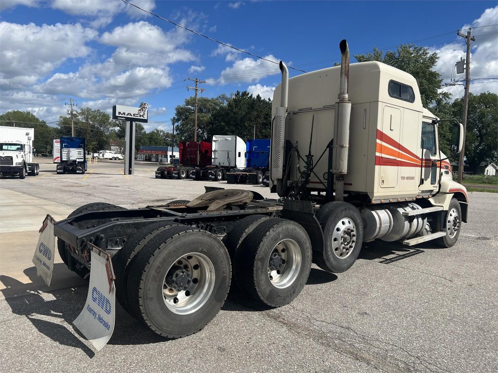 2004 MACK VISION CX613 - RDO Truck Centers
