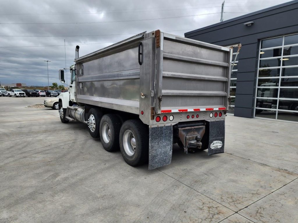 2017 MACK PINNACLE CHU613 - RDO Truck Centers