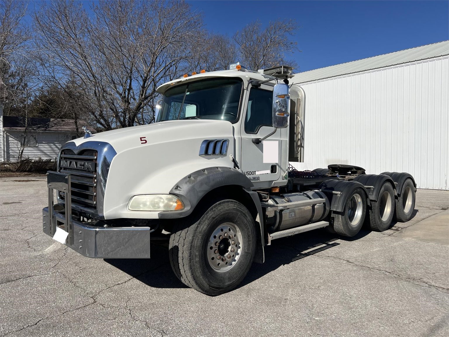 2009 MACK GRANITE GU813 - RDO Truck Centers