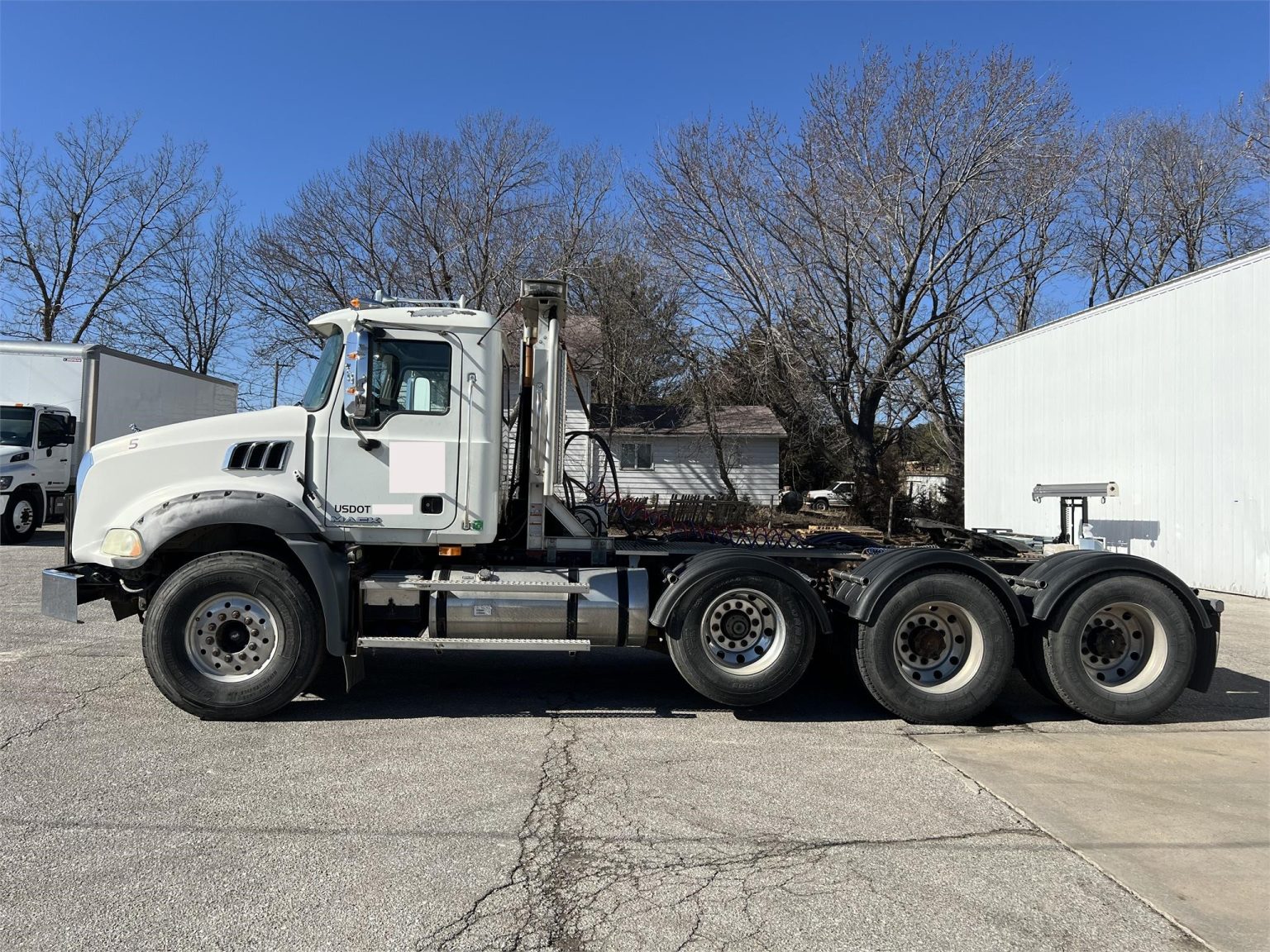 2009 MACK GRANITE GU813 - RDO Truck Centers