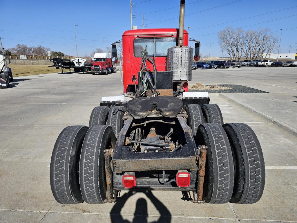 2013 MACK CH613 - RDO Truck Centers