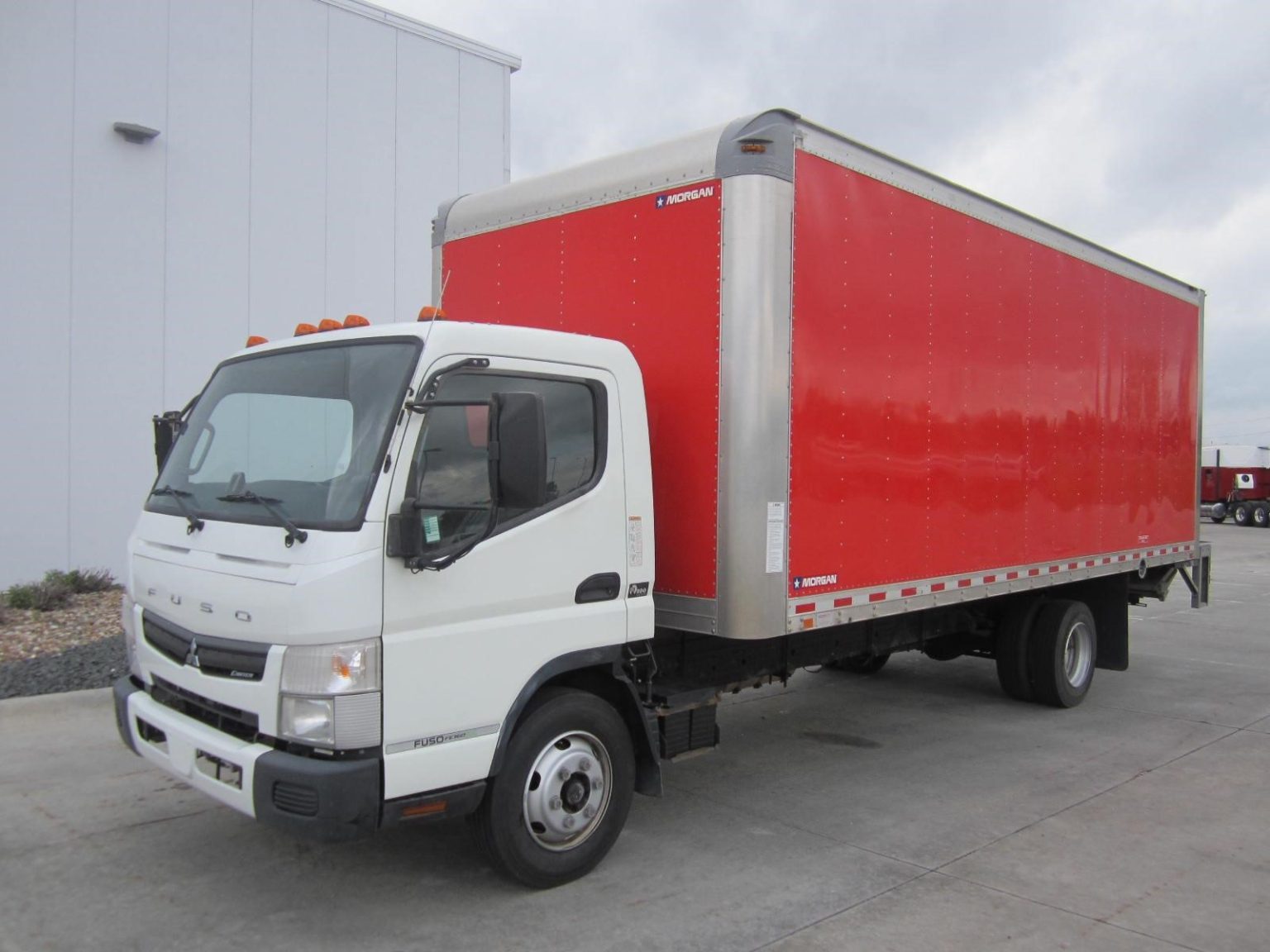 2019 MITSUBISHI FUSO FE - RDO Truck Centers