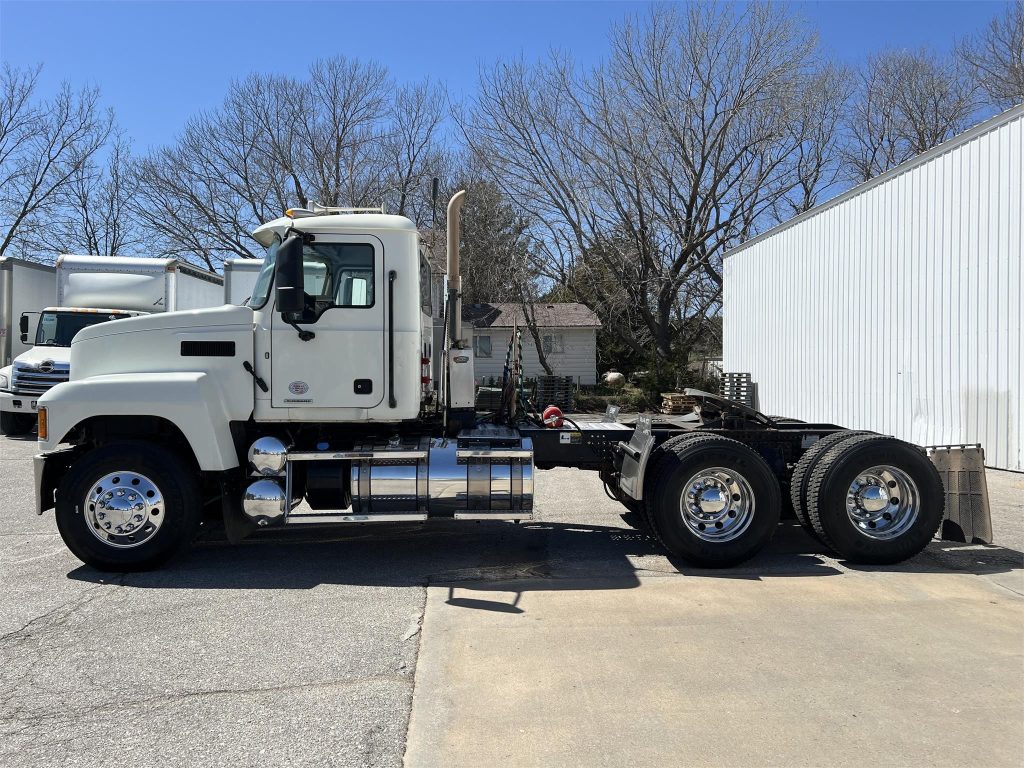 2020 MACK PINNACLE 64T - RDO Truck Centers
