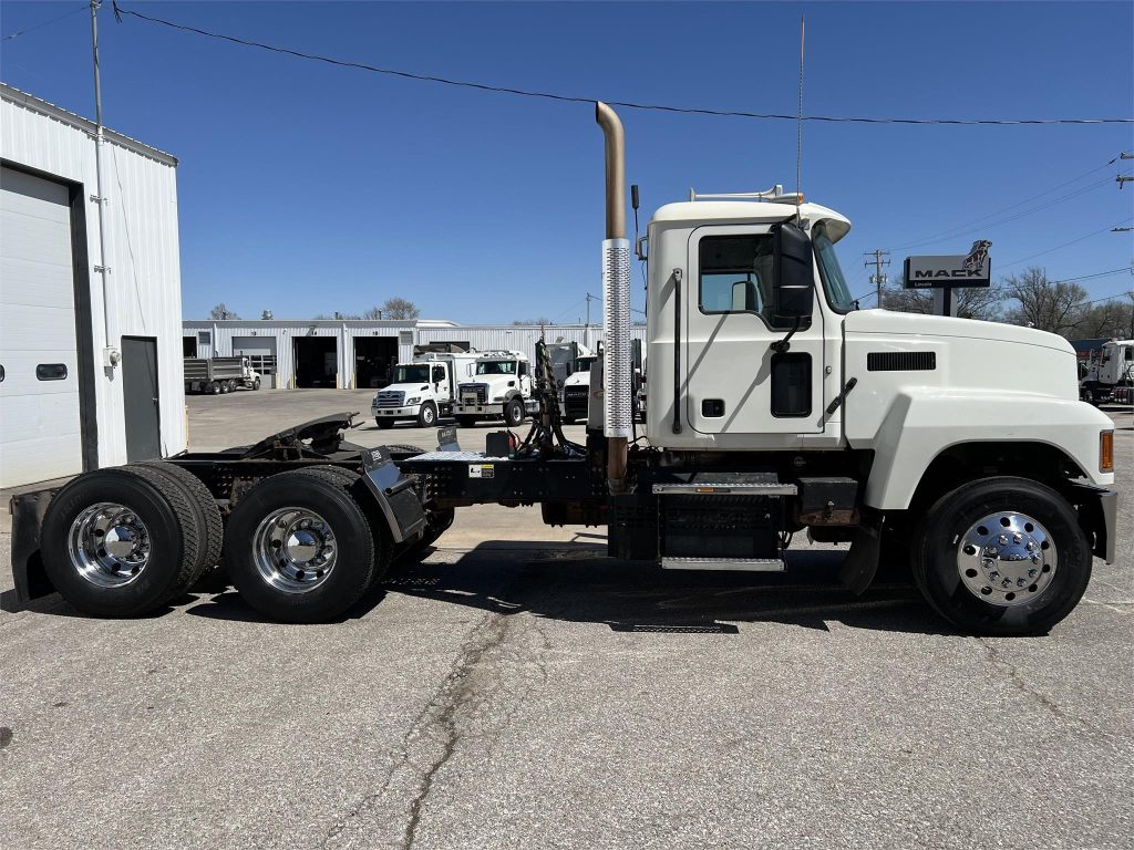 2020 MACK PINNACLE 64T - RDO Truck Centers