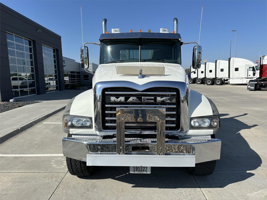 2016 MACK GRANITE GU713 - RDO Truck Centers