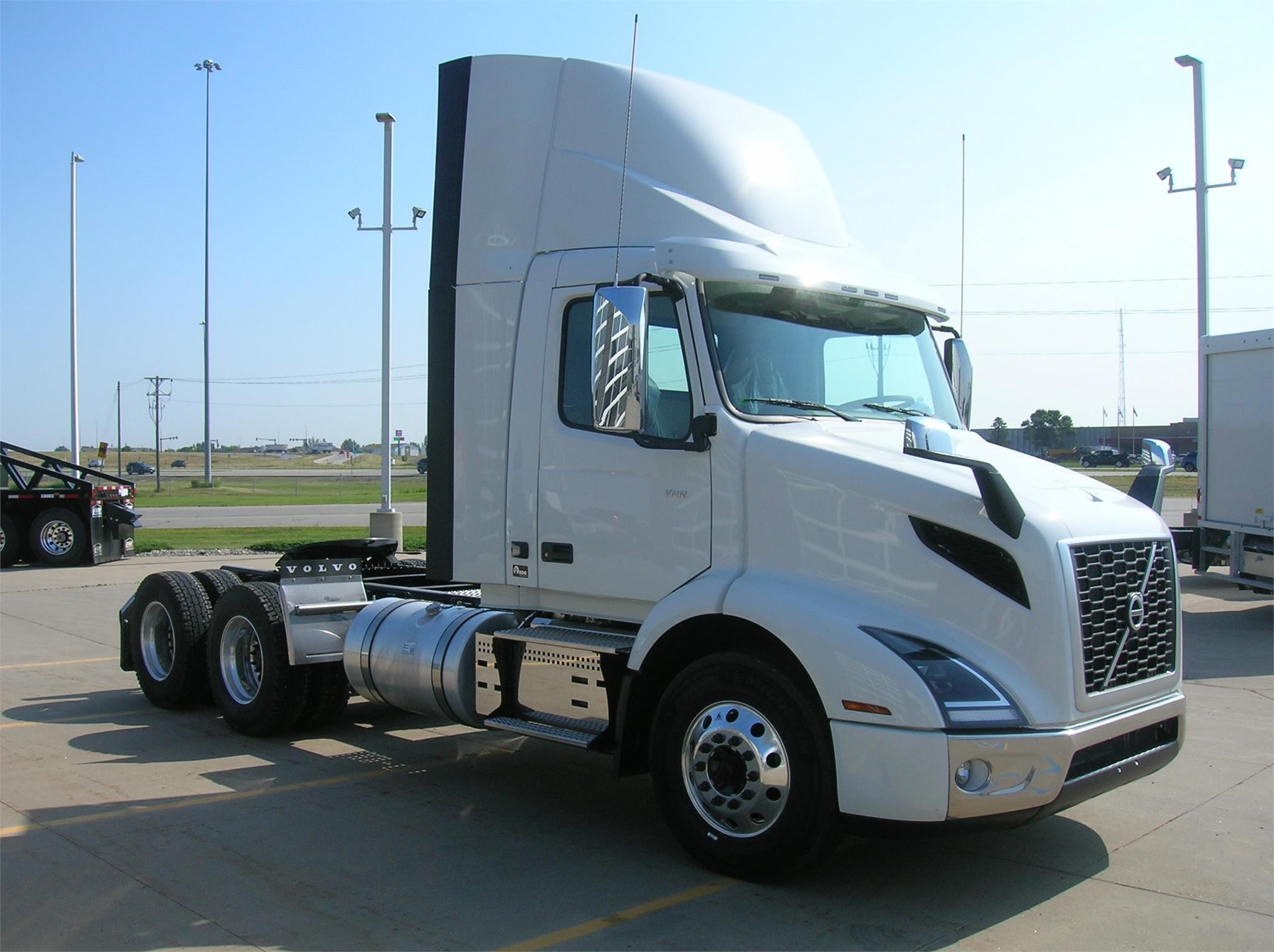 New Volvo Trucks for Sale - North Dakota & Nebraska | RDO Truck Centers