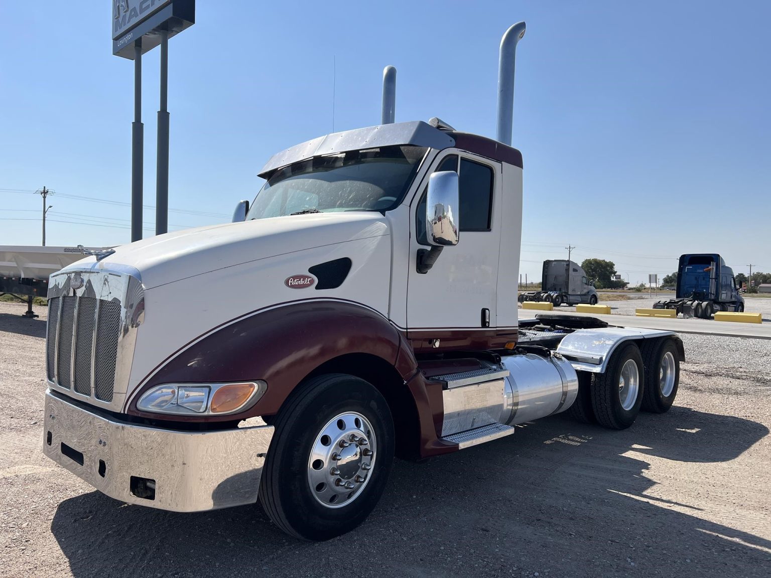 2004 PETERBILT 387 - RDO Truck Centers