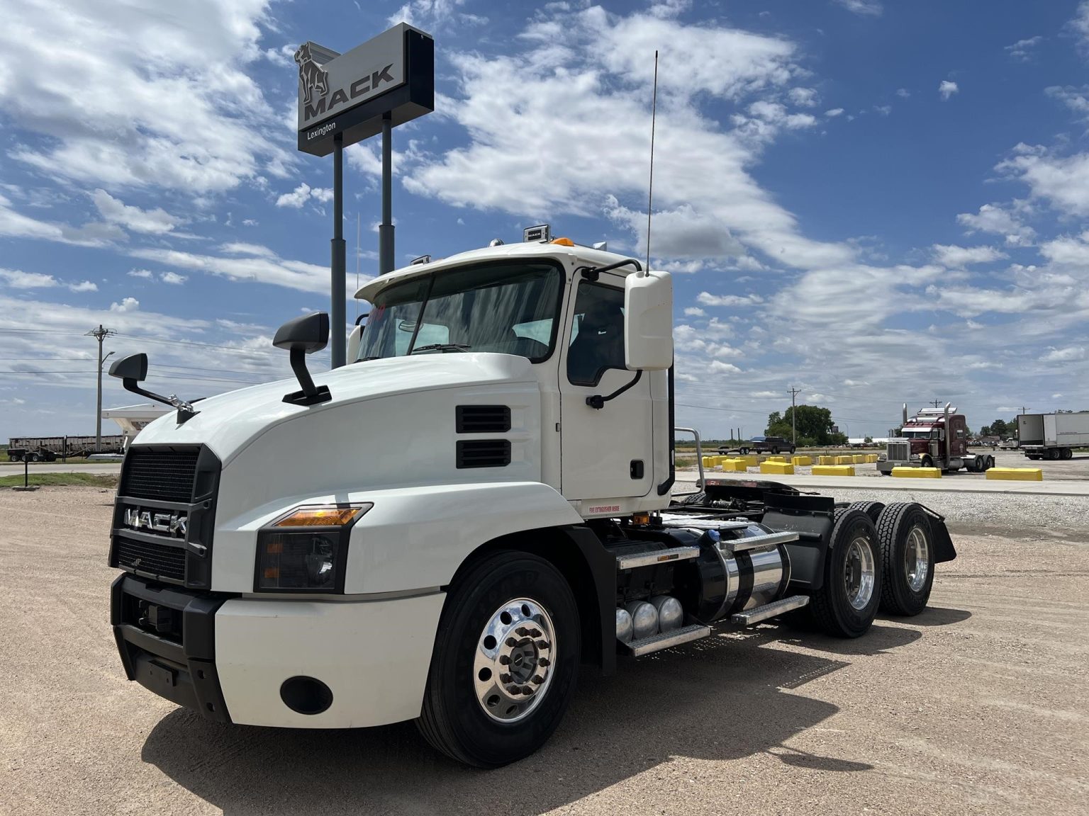 2019 MACK ANTHEM 64T - RDO Truck Centers