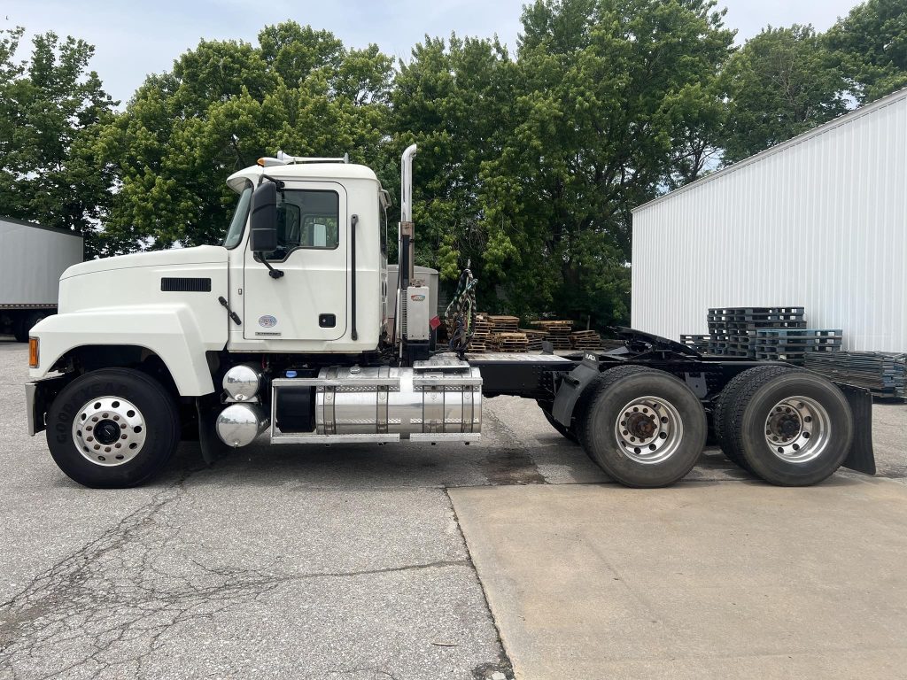 2020 MACK PINNACLE 64T - RDO Truck Centers