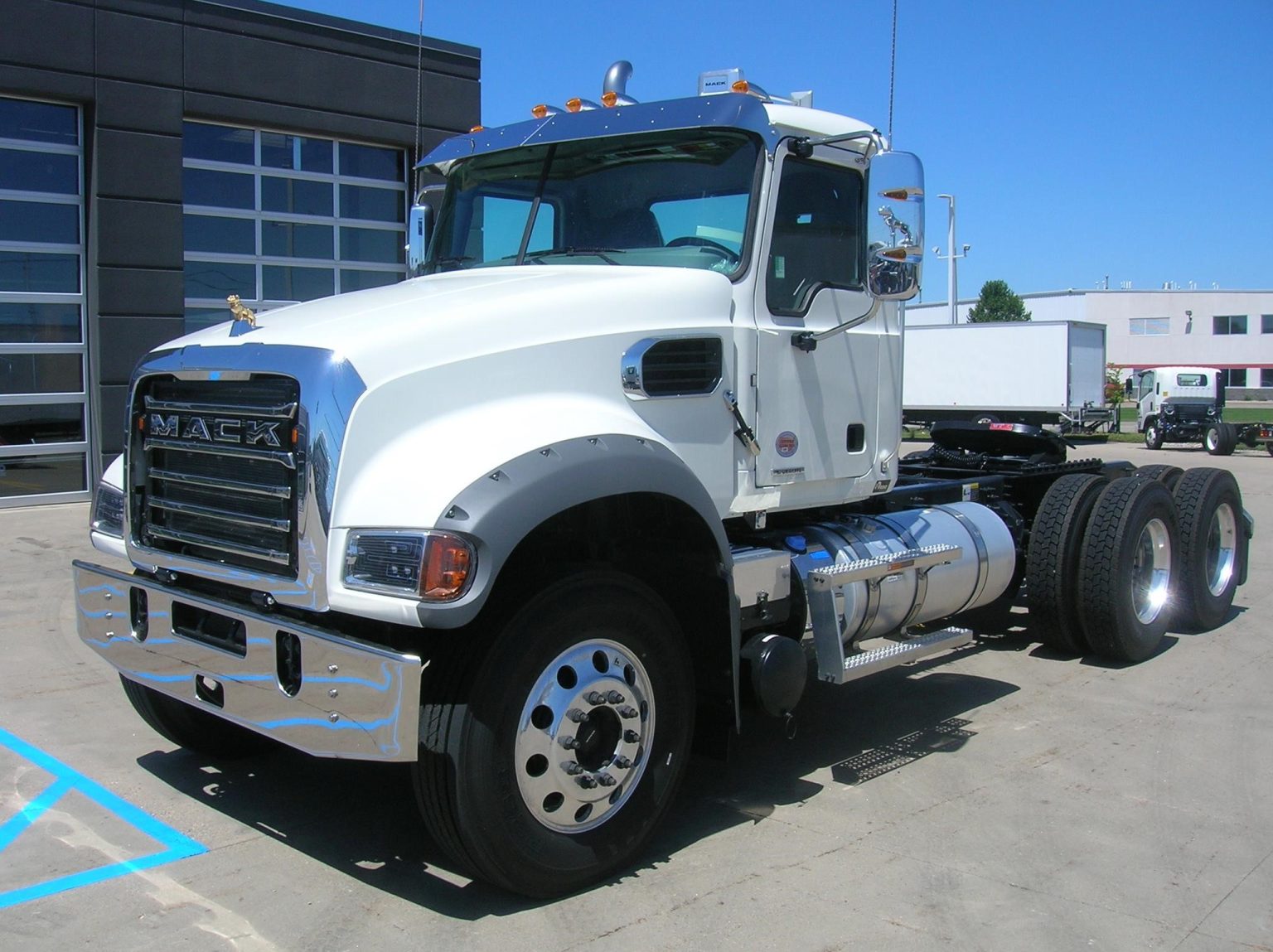 2026 MACK GRANITE 64FT - RDO Truck Centers