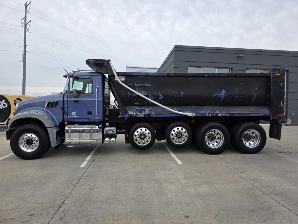 2018 MACK GRANITE GU713 - RDO Truck Centers