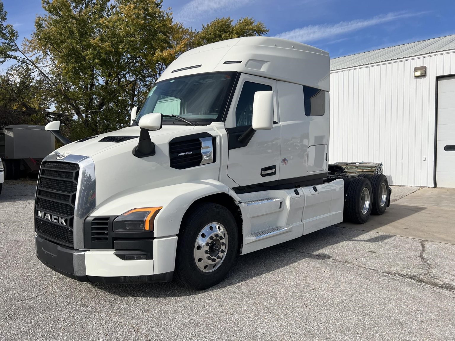 2026 MACK PIONEER 64T - RDO Truck Centers