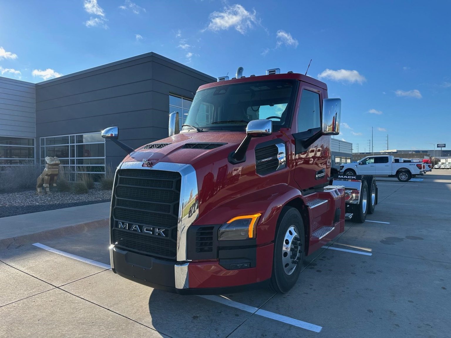 2026 MACK PIONEER 64T - RDO Truck Centers